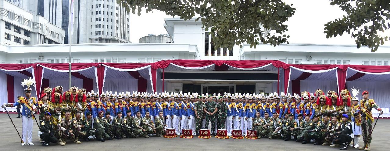 Drumband Taruna Akmil Ramaikan Halal Bihalal dan Reuni Akabri 1971-1975 ...
