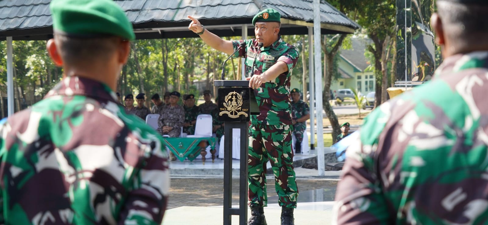 Mayjen TNI R Sidharta Wisnu Graha Buka Diksarmil Mahasiswa Politeknik ...